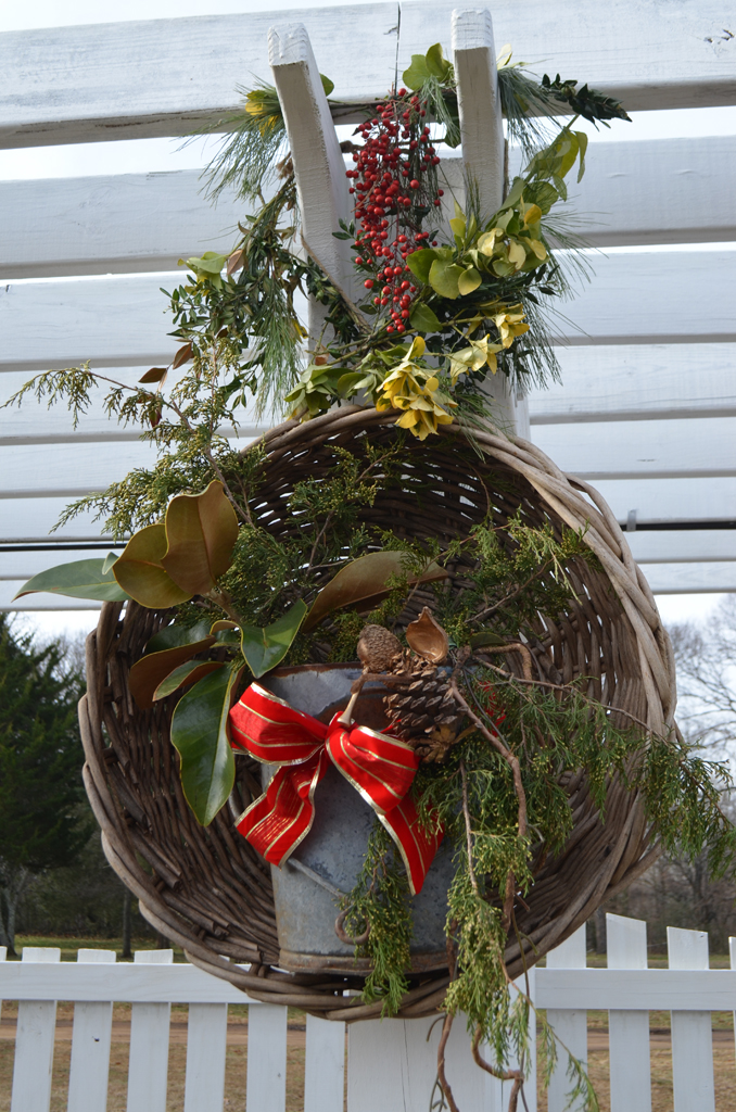 Photos: Holiday Decorations at Kenmore & Ferry Farm | Lives & Legacies